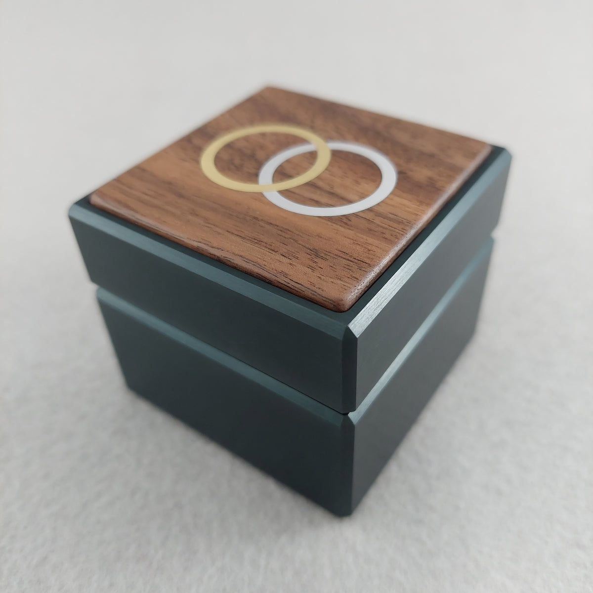 Limited Edition Black on Black Walnut Ring Box – DPCustoms