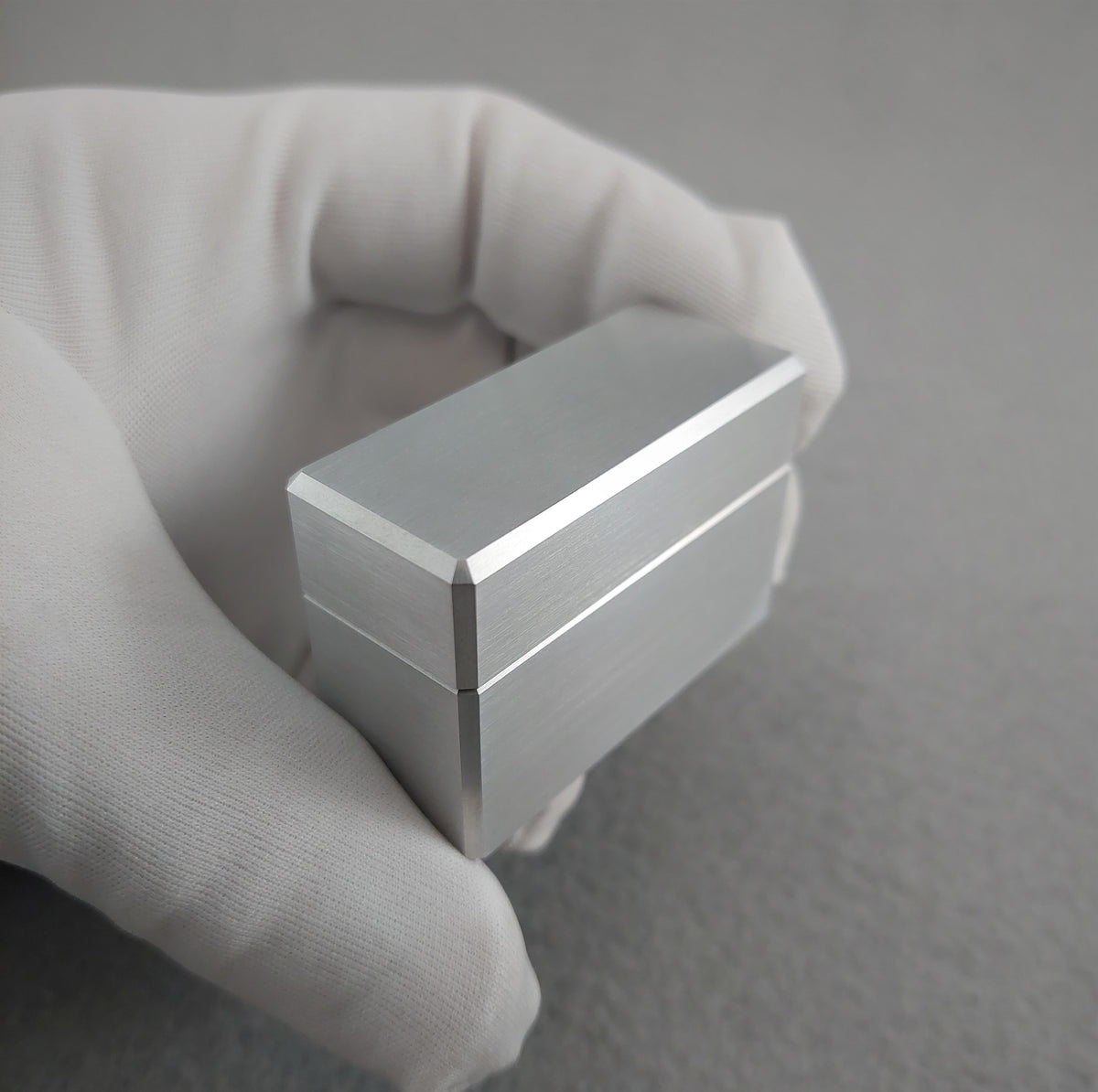 DPCustoms Magnetic Ultra Slim Pocket-Sized Engagement Ring Box w/ Beve