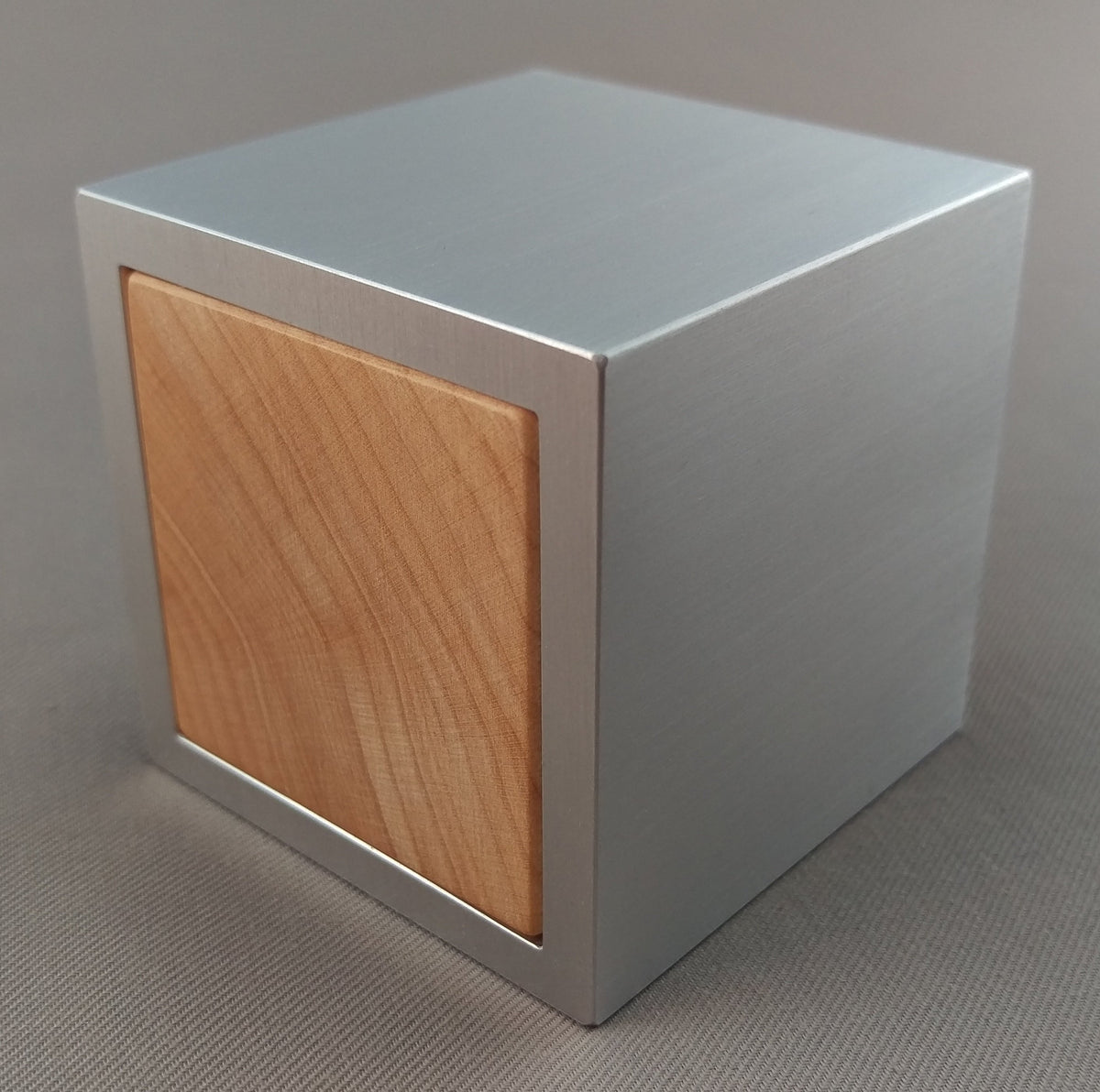 Cube Metal Engagement Ring Box- Brushed Aluminum and Maple – DPCustoms